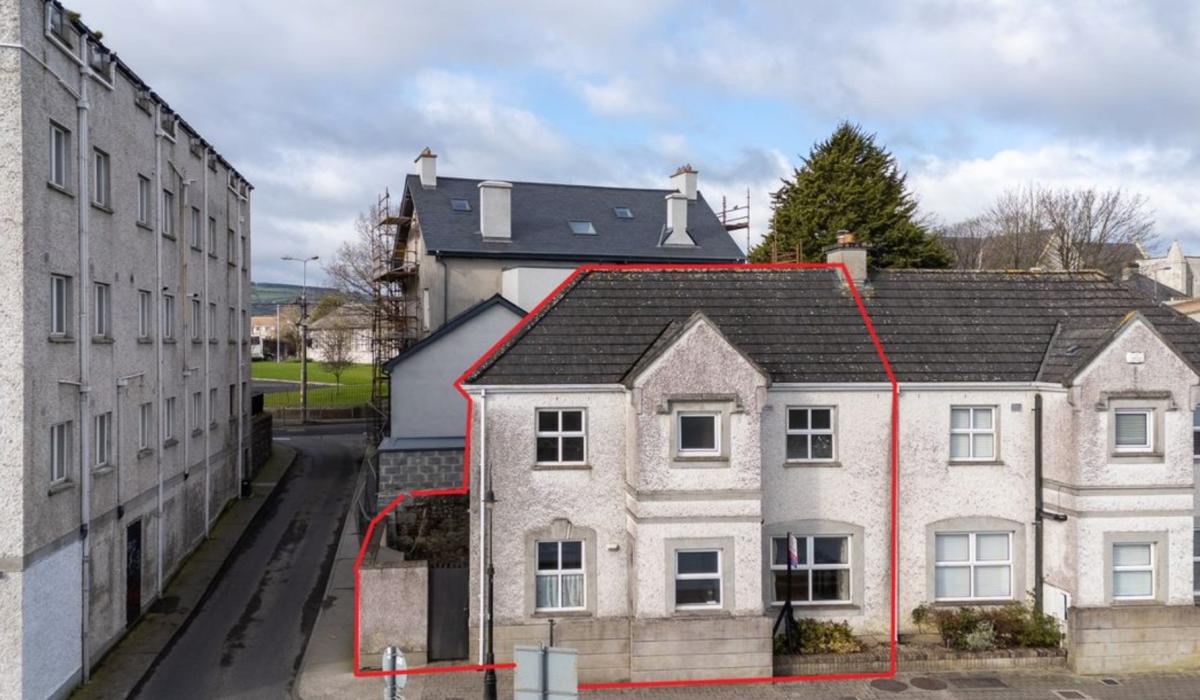 PICTURES: Beautiful Carlow house overlooking River Barrow hits the ...