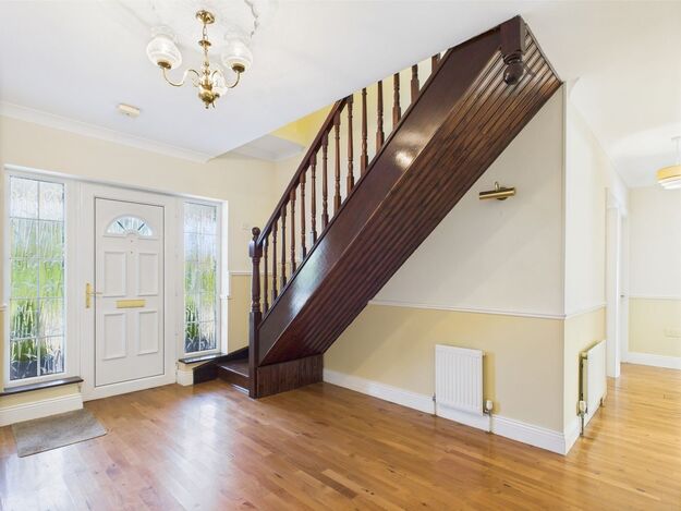 PICTURES: Beautiful family bungalow just a short drive from Carlow Town ...